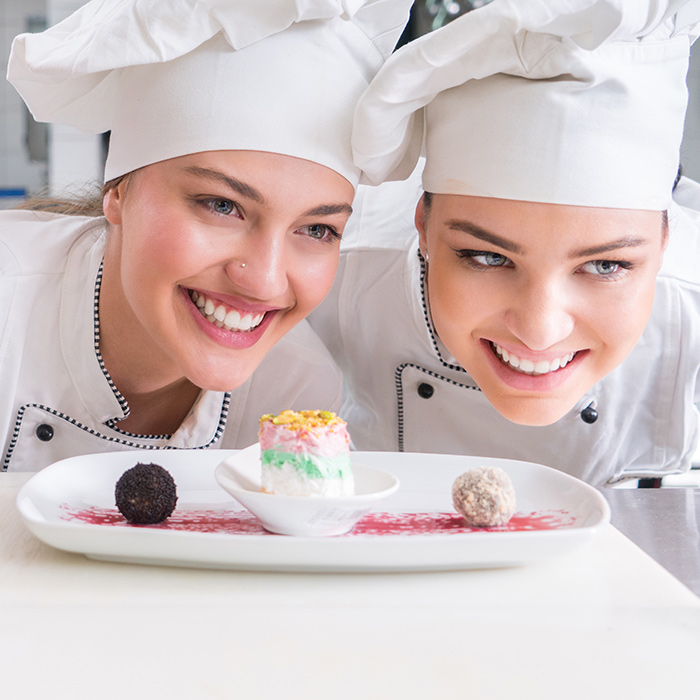 Café Baker – EdVantage E-Cert